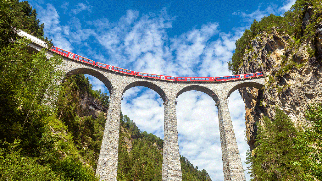 Ruta del tren panorámico Bernina Express | Eurail.com
