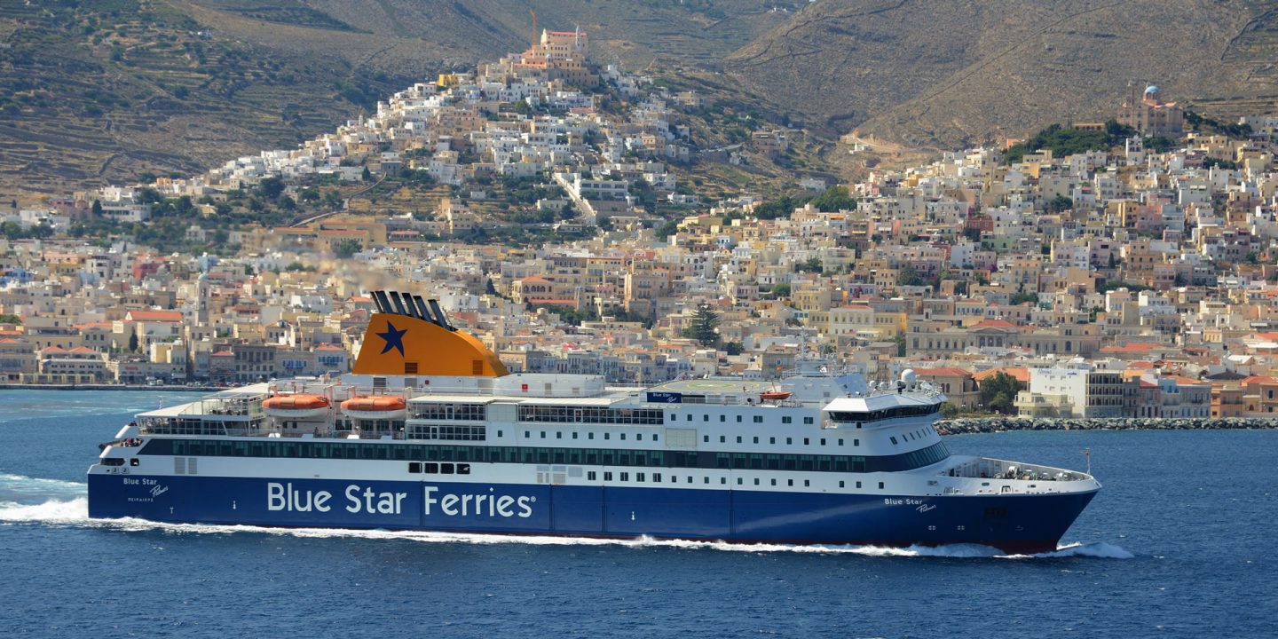 ブルースターフェリー (Blue Star Ferries) | Eurail.com